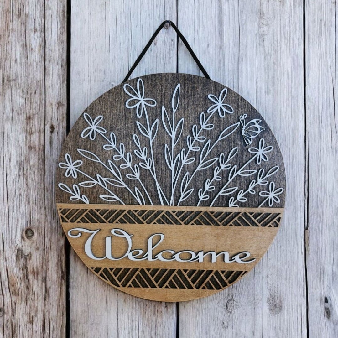 Welcome Sign – 260 Broadway Boutique